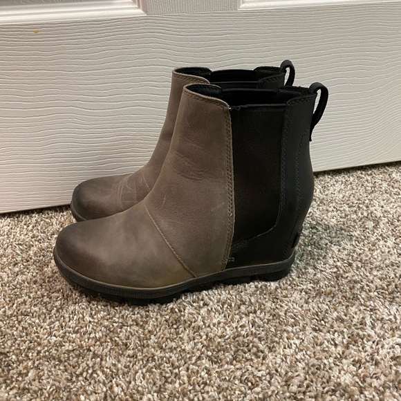 Sorel | Shoes | Sorel Joan Of Arctic Wedge Chelsea Boot | Poshmark